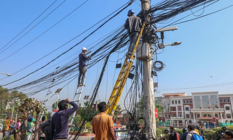 KMC starts removing unmanaged cables from Kathmandu streets – Public ...